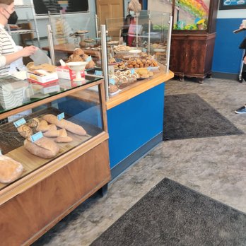 BATCH BAKEHOUSE - Updated August 2024 - 258 Photos & 223 Reviews - 1402 ...