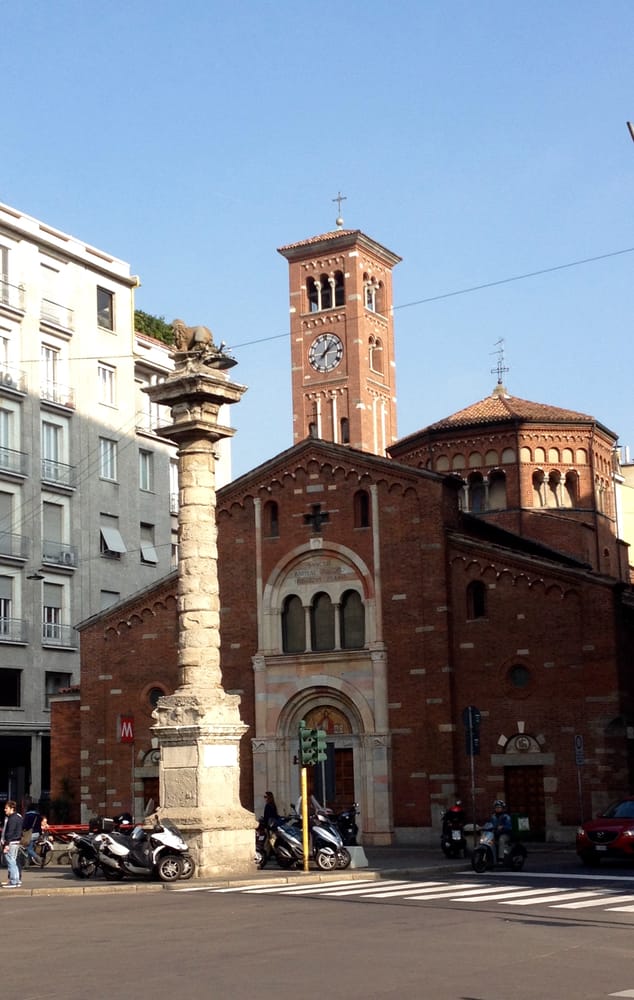 PIAZZA SAN BABILA - 15 Photos - Piazza San Babila, Milano, Italy ...