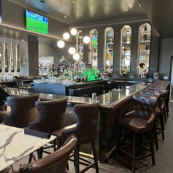 ENZO ITALIAN RESTAURANT - Updated January 2026 - 133 Photos & 113 ...