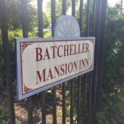 BATCHELLER MANSION INN - 54 Photos & 42 Reviews - 20 Circular St ...