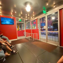 RED CASTLE - Updated December 2025 - 2542 Photos & 1733 Reviews - 403 S ...