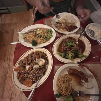 MING TEH - Updated December 2025 - 82 Photos & 89 Reviews - 126 Niagara ...