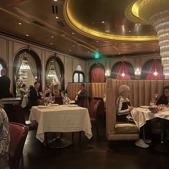 CARBONE - Updated November 2024 - 4439 Photos & 1711 Reviews - 3730 Las ...