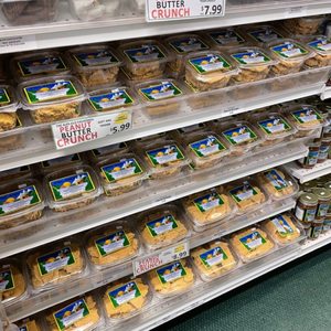 THE ALPS CANDY - 93 Photos & 73 Reviews - 13901 US Hwy 2, Leavenworth ...