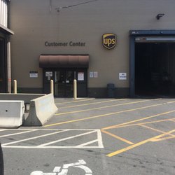 THE UPS STORE - Shipping Centers - 7365 Main St, Stratford, CT - Phone ...