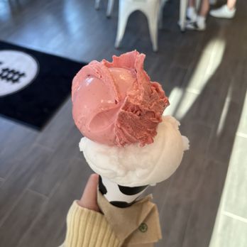 MOO THRU - HERNDON - Updated July 2024 - 28 Photos & 15 Reviews - 317 ...