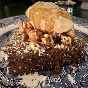 BIXI BEER - Updated July 2024 - 992 Photos & 425 Reviews - 2515 N ...