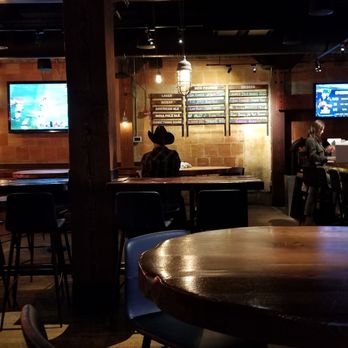 LOCAL PUBLIC EATERY 8TH AVENUE - Updated September 2025 - 139 Photos ...