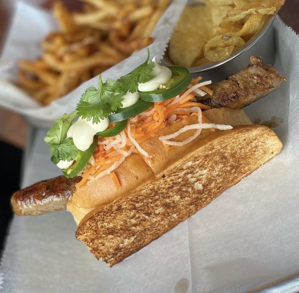 DESTINATION DOGS - Updated August 2024 - 1584 Photos & 1248 Reviews ...