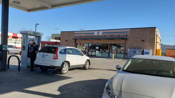 7-ELEVEN - Updated November 2024 - 21 Photos - 5000 Ross Ave, Dallas ...