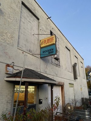 WOODEN BAR - Updated March 2025 - 70 Photos & 43 Reviews - 4 Knowlton ...