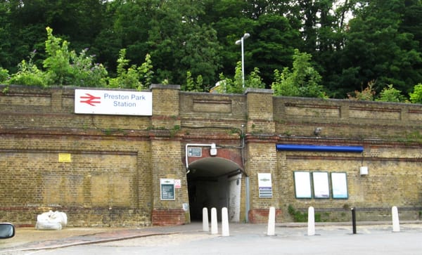 PRESTON PARK RAILWAY STATION - Updated September 2024 - 10 Photos ...