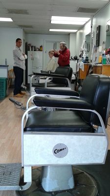 J & R BARBER SHOP - Updated July 2025 - 3151N Woodford St, Decatur ...