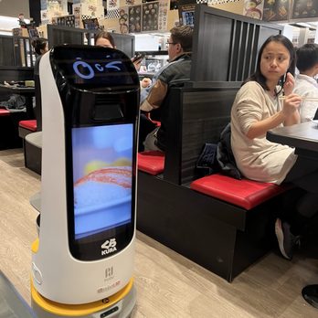 KURA REVOLVING SUSHI BAR - Updated December 2025 - 270 Photos & 194 ...