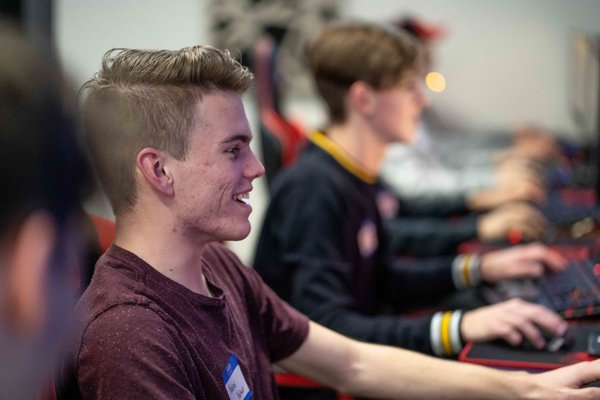 CONTENDER ESPORTS - SPRINGFIELD - Updated August 2025 - 81 Photos - 210 ...