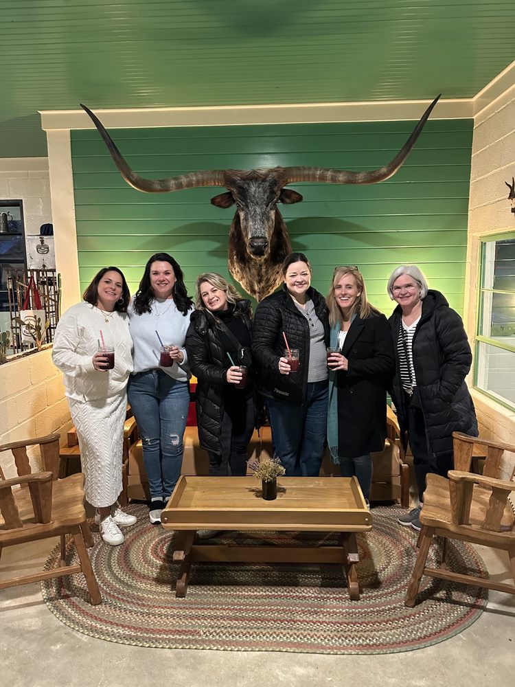 PONTOTOC VINEYARD PICNIC TABLE - Updated September 2024 - 34 Photos ...