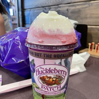THE HUCKLEBERRY PATCH - Updated December 2025 - 251 Photos & 253 ...