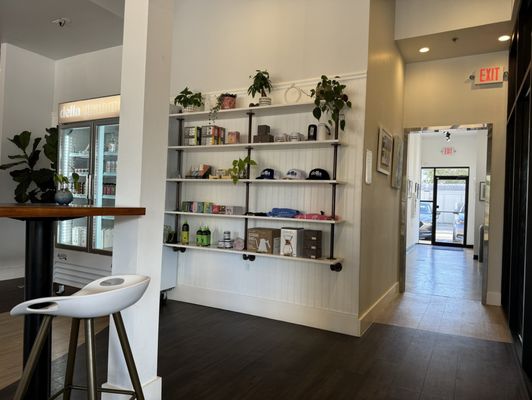 DELLA COFFEE - Updated January 2026 - 203 Photos & 79 Reviews - 1000 W ...