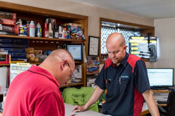 RED LINE AUTO REPAIR - Updated September 2025 - 14 Photos & 11 Reviews ...