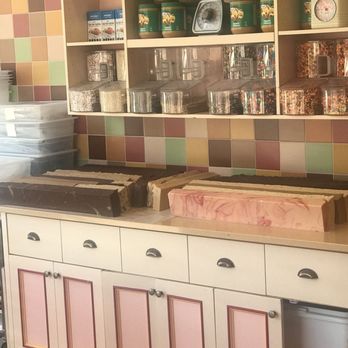 THE FUDGE FACTORY - Updated April 2024 - 92 Photos & 36 Reviews - 4960 ...