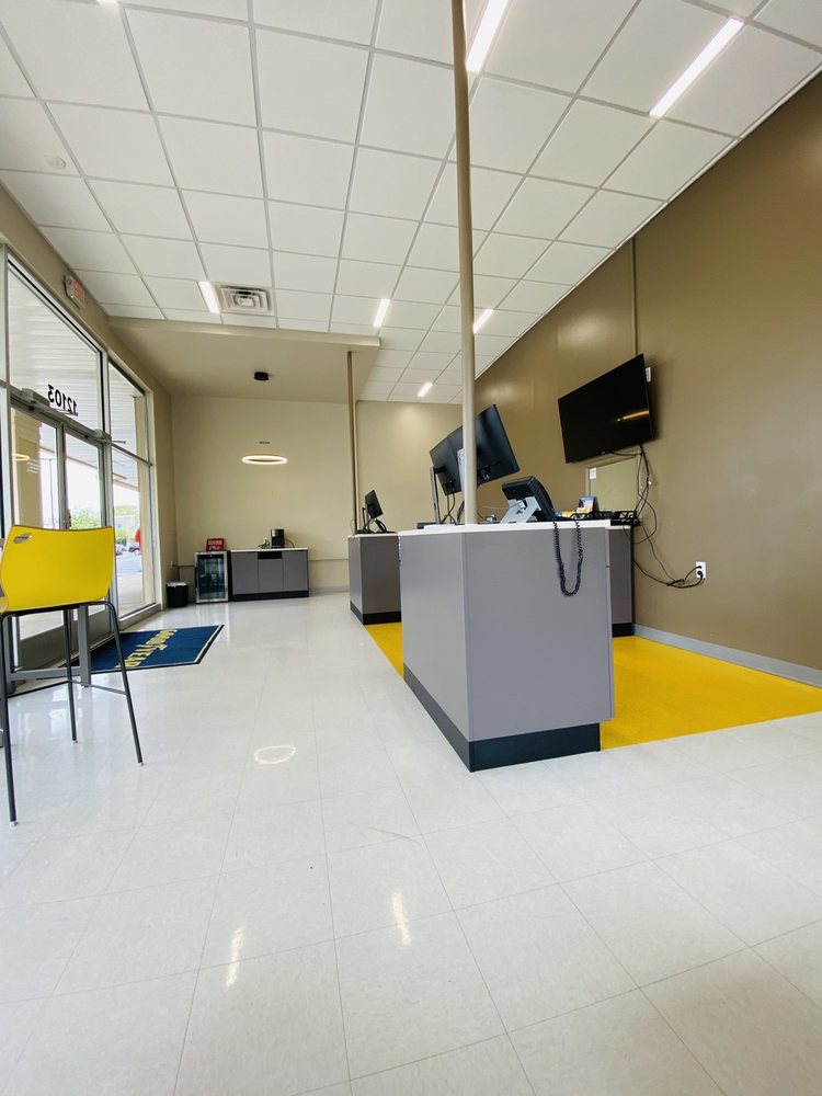 GOODYEAR AUTO SERVICE - Updated June 2025 - 40 Photos & 100 Reviews ...