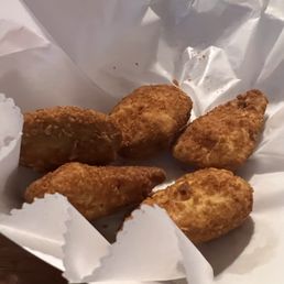 CHARIOT PIZZA - Updated July 2025 - 76 Photos & 158 Reviews - 3930 N ...