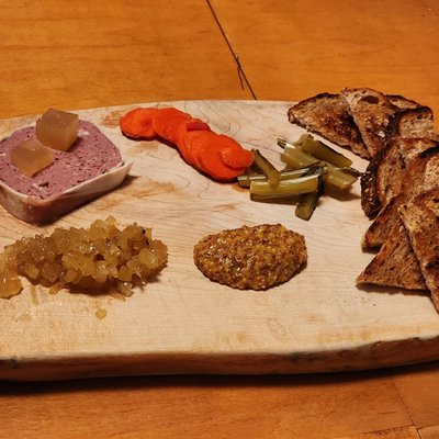 TOWN COUNCIL KITCHEN AND BAR - Updated December 2025 - 97 Photos & 78 ...