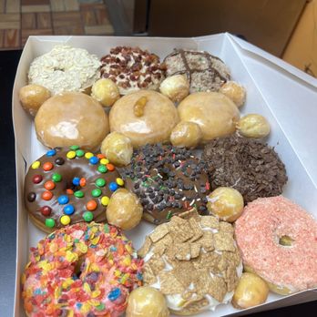 GLAZE’N DAZE DONUTS - Updated March 2025 - 274 Photos & 174 Reviews - 39 Greenville Ave ...