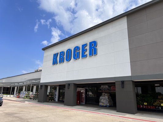 KROGER - Updated October 2025 - 32 Photos & 62 Reviews - 17194 Preston ...