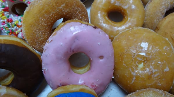 MAGIC DONUTS - Updated February 2025 - 13 Reviews - 18002 Huffmeister ...