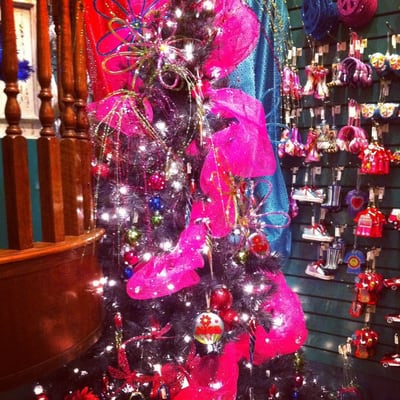 THE SPIRIT OF CHRISTMAS - Updated October 2024 - 13 Photos & 15 Reviews ...