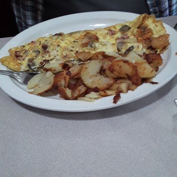 CENTRAL CAFE - Updated December 2025 - 14 Photos & 19 Reviews - 1209 S ...