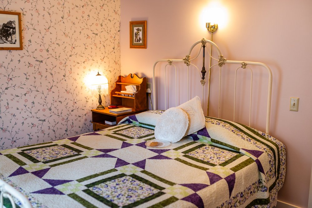 PROSPECT HISTORIC HOTEL AND DINNER HOUSE - 47 Photos & 71 Reviews - 391 ...