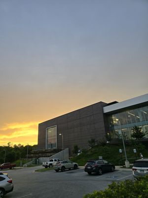 FAYETTEVILLE PUBLIC LIBRARY - Updated December 2025 - 72 Photos & 25 ...