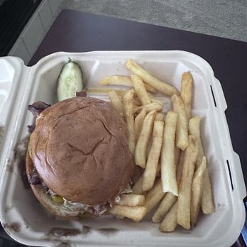 BOOKMAKERS BURGERS BOURBON BREWS - Updated July 2024 - 168 Photos & 207 ...