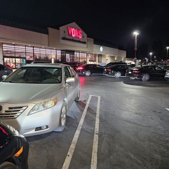 VONS - Updated December 2025 - 214 Photos & 242 Reviews - 301 N Pass ...