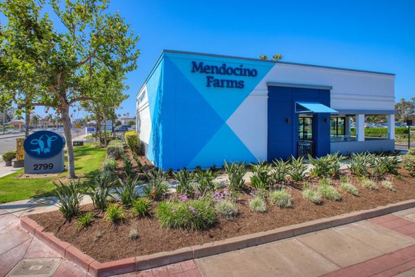 MENDOCINO FARMS - Updated April 2026 - 173 Photos & 157 Reviews - 2799 ...