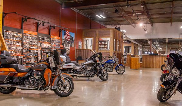 MIKE’S FAMOUS HARLEY-DAVIDSON - Updated October 2025 - 86 Photos & 37 ...