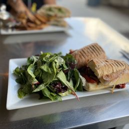 TABLE 87 - BROOKLYN HEIGHTS - Updated December 2025 - 352 Photos & 403 ...