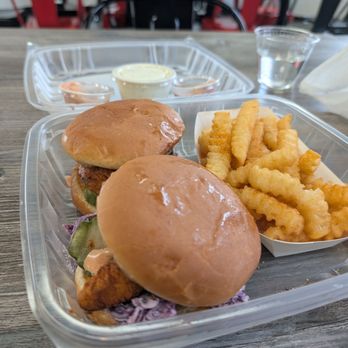CHUBBY’S HOT CHICKEN - Updated June 2025 - 66 Photos & 61 Reviews ...