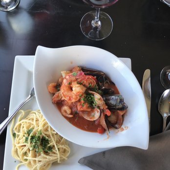 LA BREZZA RESTAURANT & CAFE - Updated December 2025 - 50 Photos & 61 ...