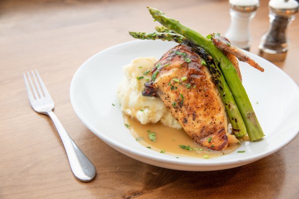 LAND OCEAN RESTAURANT MERIDIAN - Updated December 2024 - 323 Photos ...