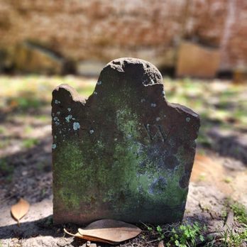 COLONIAL PARK CEMETERY - Updated June 2024 - 425 Photos & 71 Reviews ...