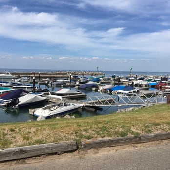 STURGEON POINT MARINA - Updated December 2025 - 15 Photos - 603 ...