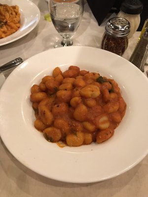 PETRILLO’S ITALIAN KITCHEN - 87 Photos & 219 Reviews - 6 Foster St ...