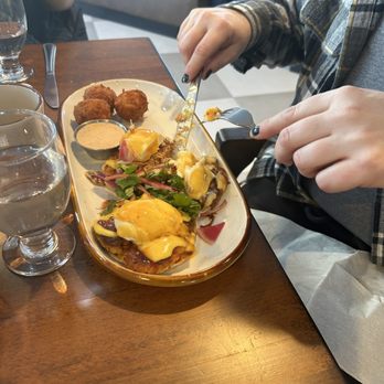 CLASSEN GRILL - 101 Photos & 138 Reviews - 5124 Classen Cir, Oklahoma ...