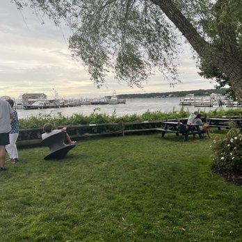 COWFISH - 1335 Photos & 959 Reviews - 258 E Montauk Hwy, Hampton Bays ...