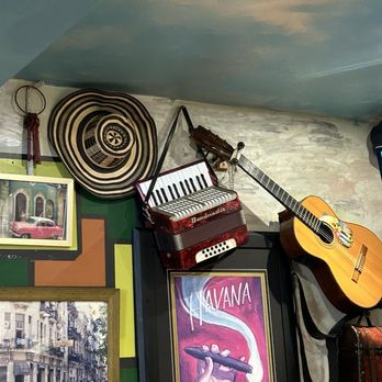EL AMBIA CUBANO - Updated August 2024 - 446 Photos & 679 Reviews - 950 ...