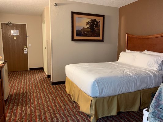 HOLIDAY INN EXPRESS & SUITES PIERRE-FORT PIERRE - Updated October 2025 ...