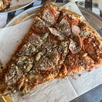 PIZZA 51 - Updated November 2025 - 152 Reviews & 76 Photos - 5060 Oak ...